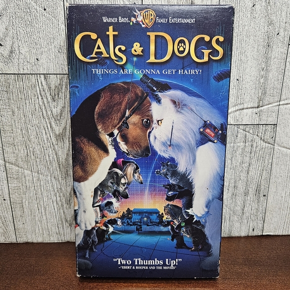 Warner Bros. | Media | Cats And Dogs Vhs Tape Family Movie Cartoon ...